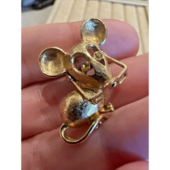Avon | Jewelry | Vintage Avon Mouse W Glasses Amber Rhinestone Eyes ...